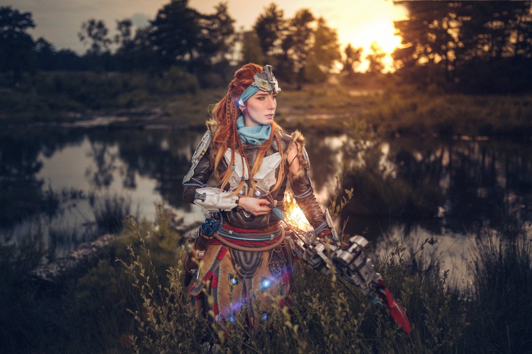 Aloy Cosplay | Lightning Cosplay - Costumes, Accessories, Tutorial Books
